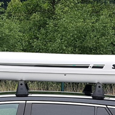 SLB 660 roof box with surfboard rack - Premium roof box made of GRP by ...